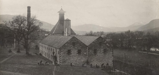 The Whisky Distillery's History - Dewar's Aberfeldy Distillery